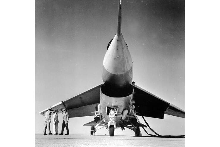 Vought F8U-3 Crusader III - FLUG REVUE